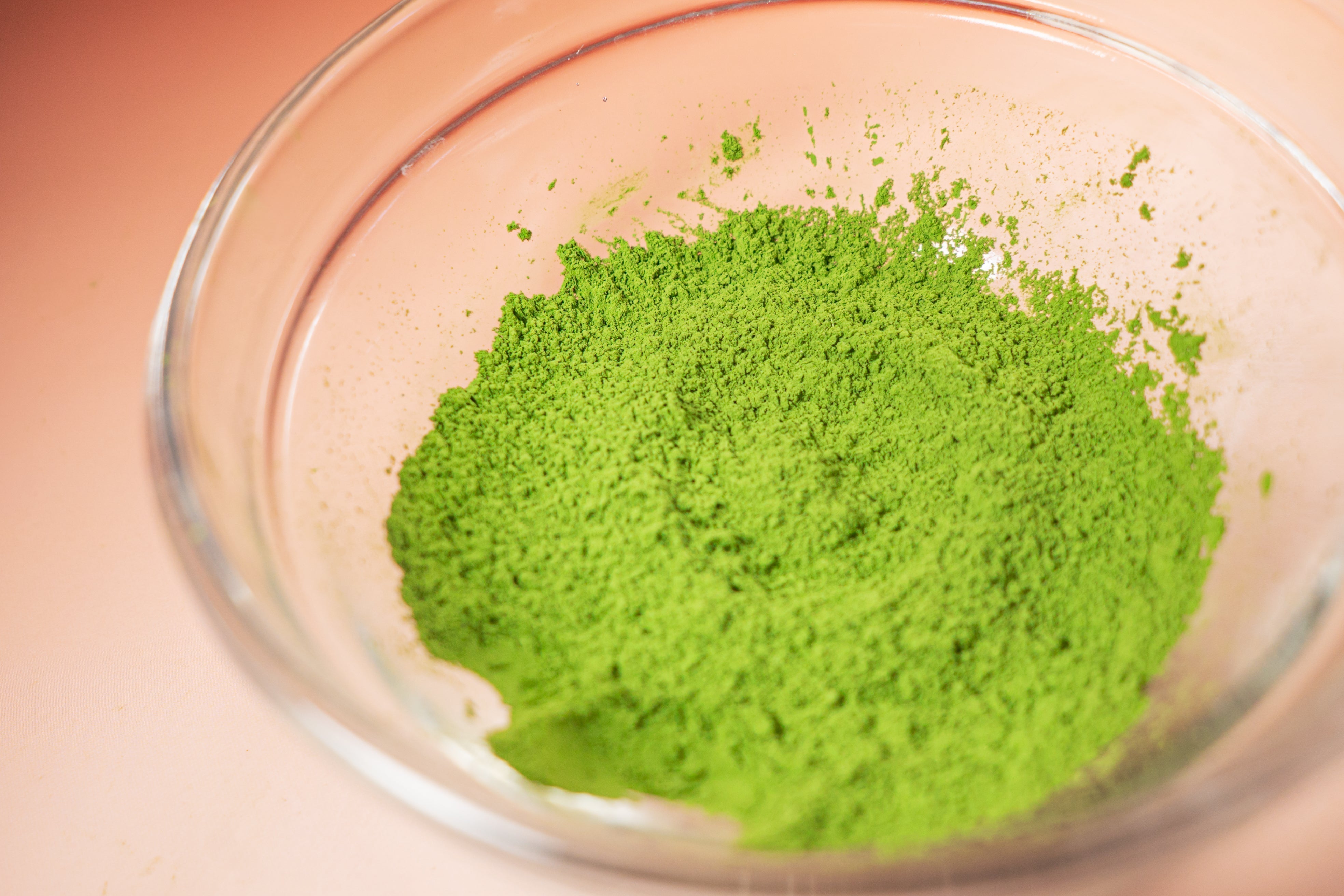 The Secret Behind Matcha’s Vibrant Green Color – Ujicha Matcha